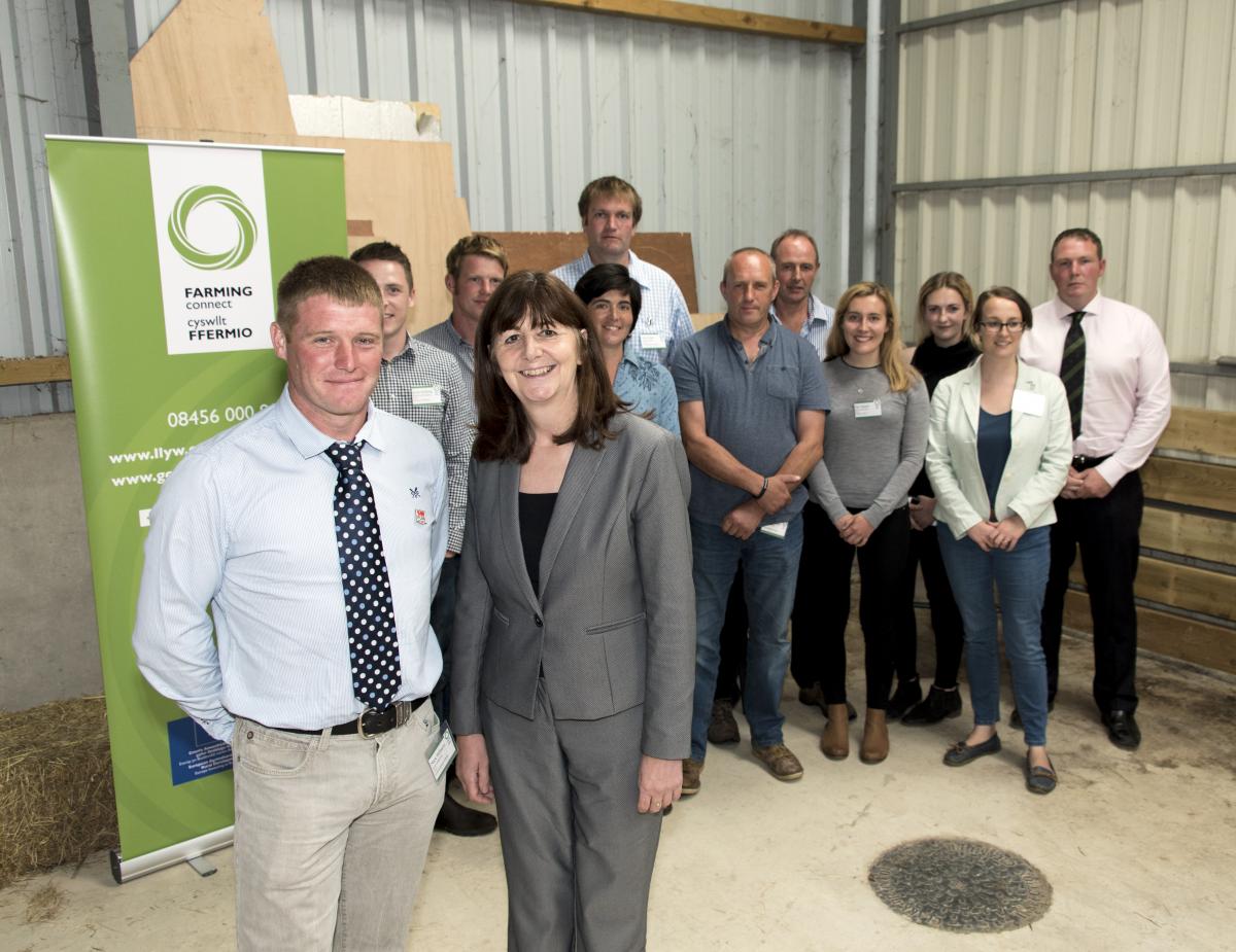 Wales’ agri leaders of the future provide insight to Cabinet Secretary ...